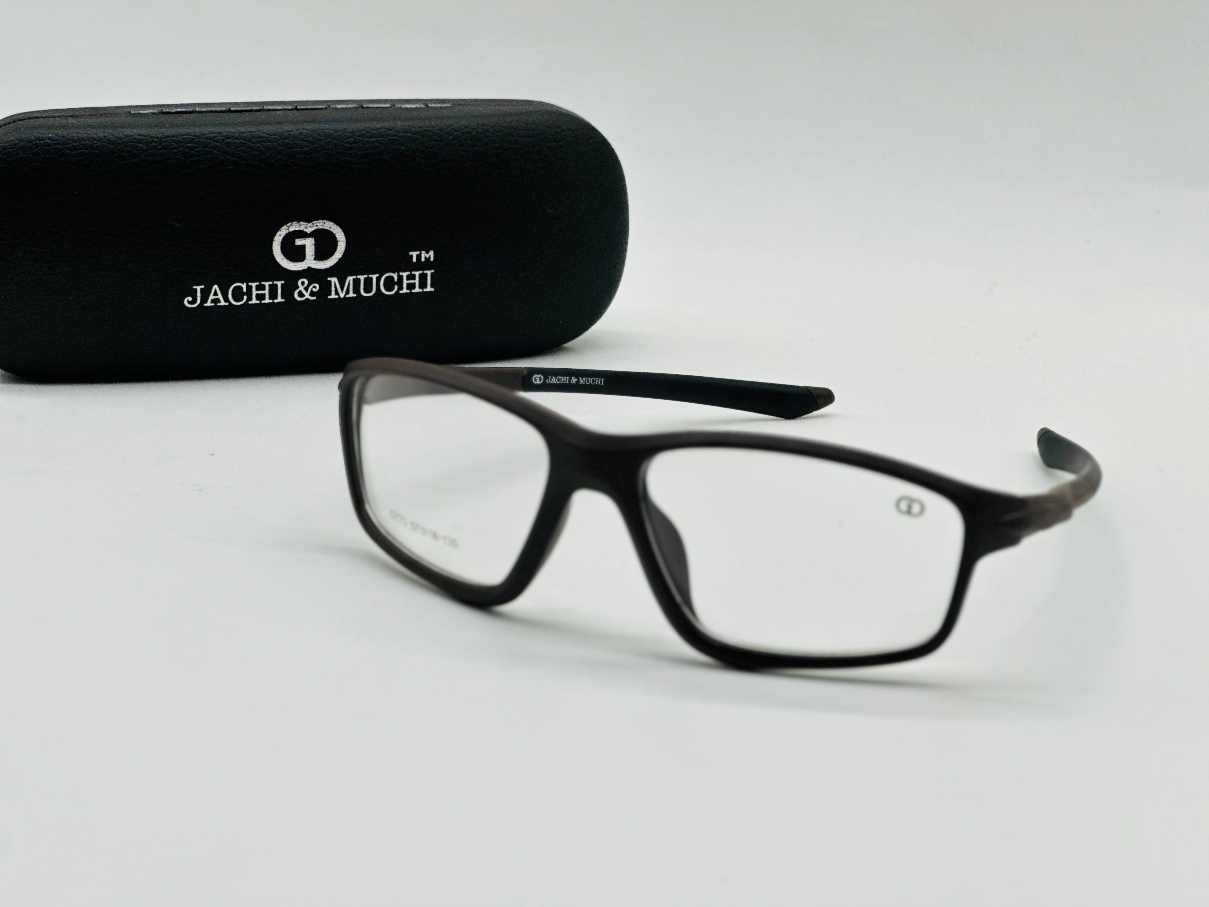 JM5773 – Jachi & Muchi